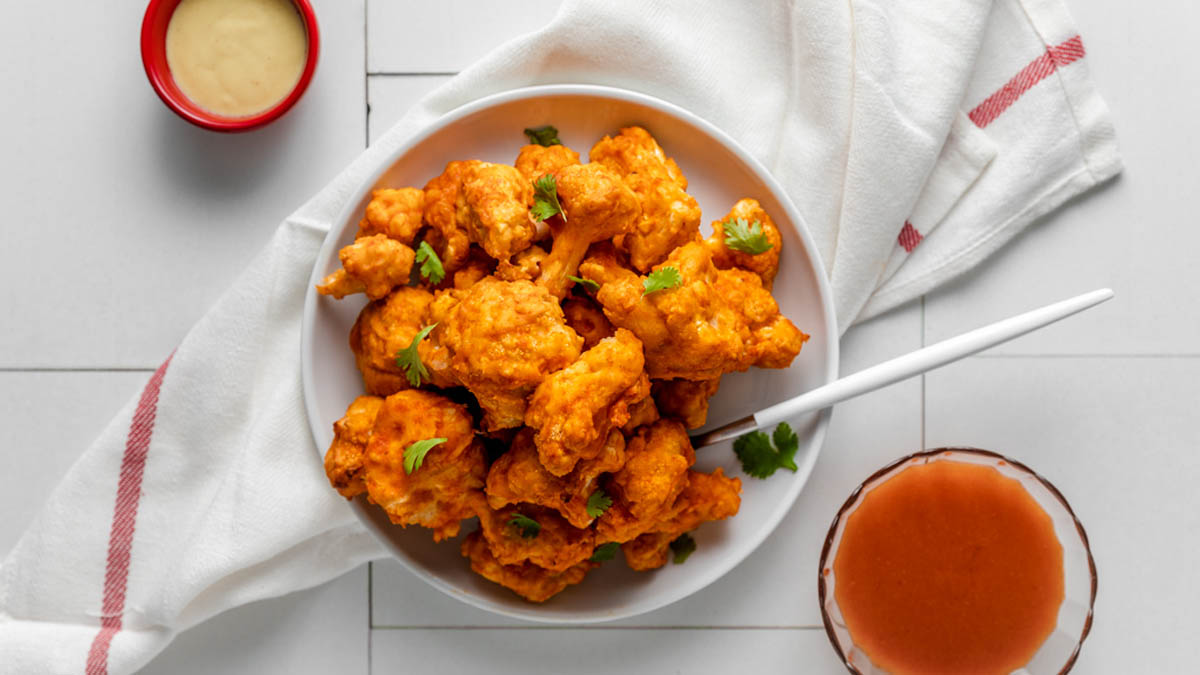8 Clean Plant-Based Snacks for Game Day – GoMacro